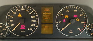 Reparación cuadro de instrumentos Mercedes Clase A W169 - Fallo LCD